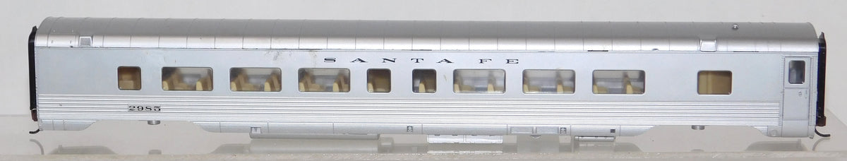 Santa Fe 2985 Streamlined Passenger car Coach Super Chief HO Scale C-5 ...