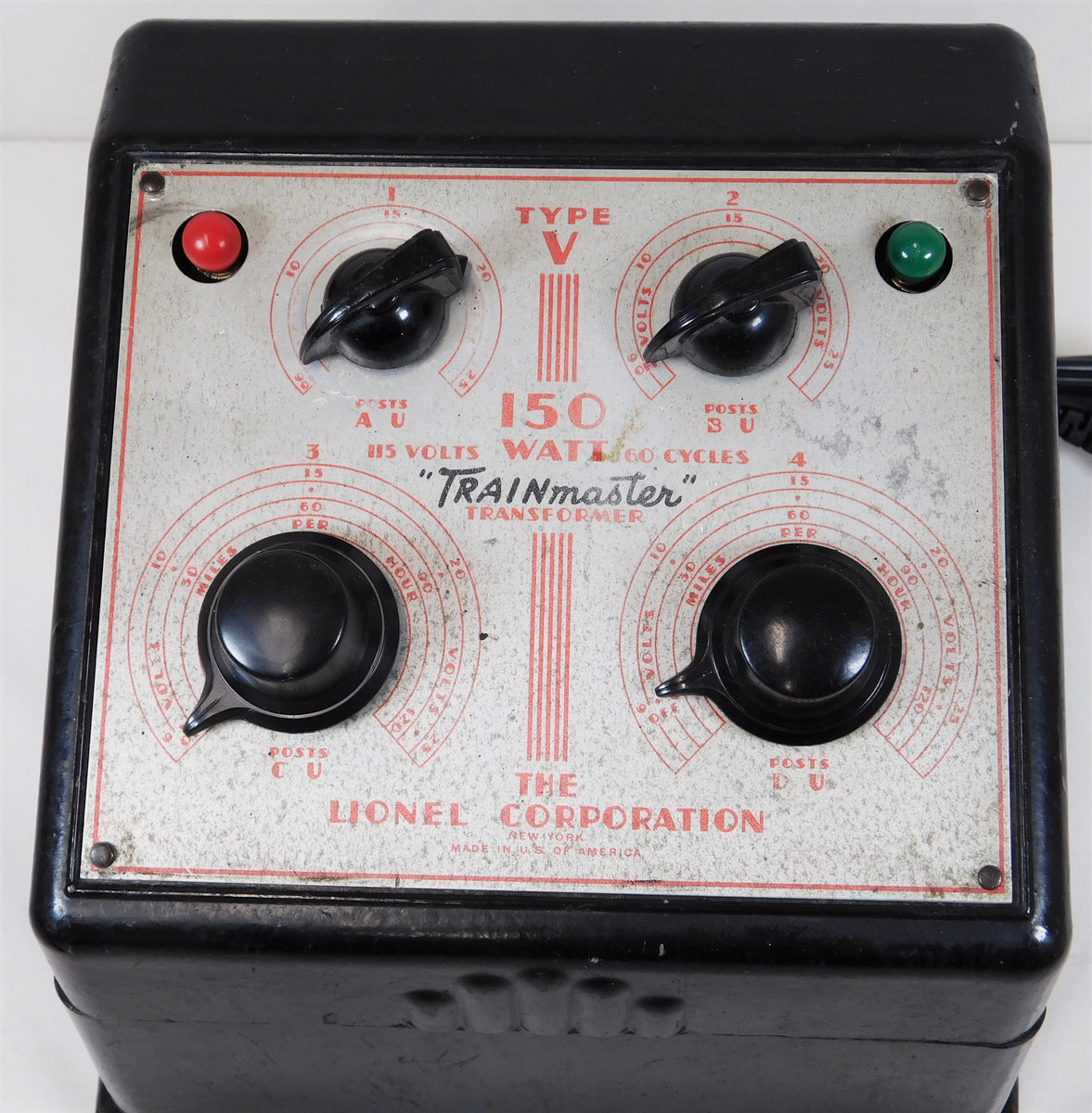 Lionel Type V transformer 150 watts RUNS 4 TRAINS 1939-47 RED print O ...
