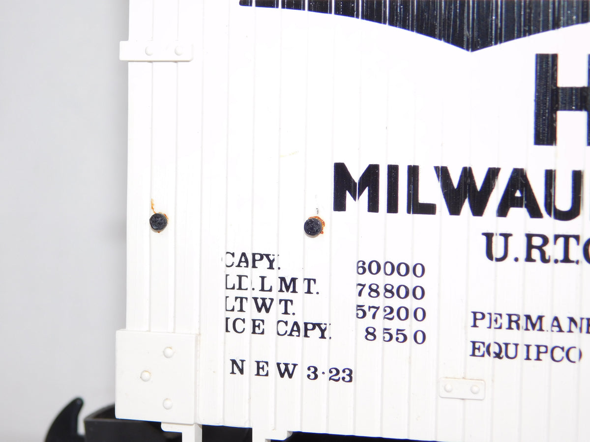 LGB 4072 Miller Beer Car #93169 Woodside Reefer G gauge URTC Union Ref ...